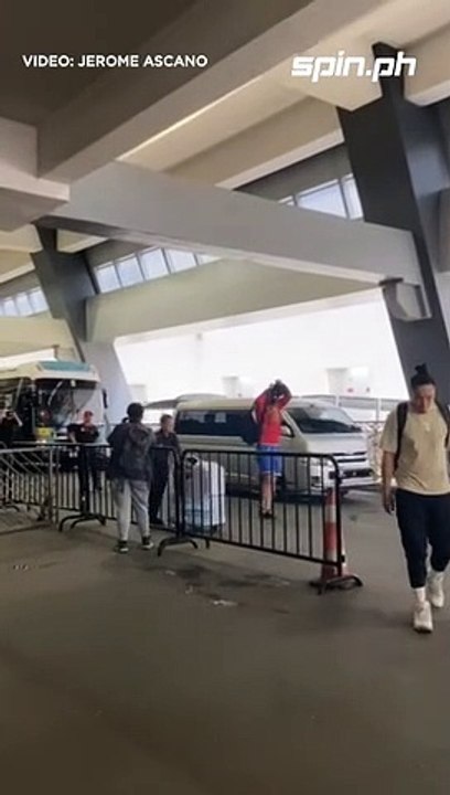 Bay Area Dragons just arrived at the MOA Arena for Game 3 of the ...