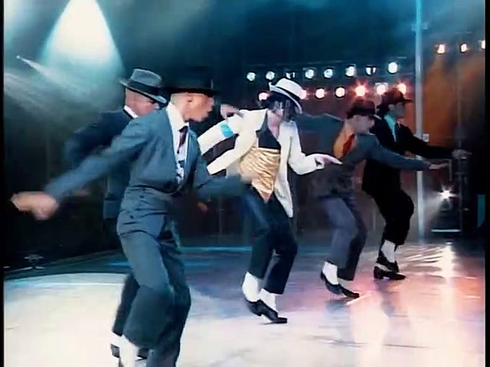 Michael Jackson chante "Smooth Criminal" en concert - Vidéo Dailymotion