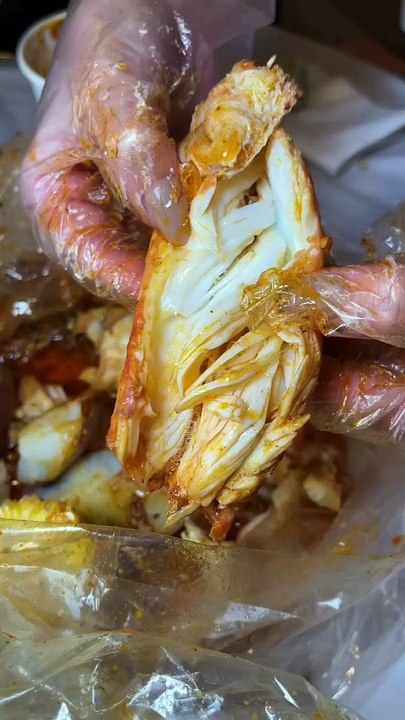 Holy Shrimp Las Vegas _ Everyday Cooking Recipes - video Dailymotion