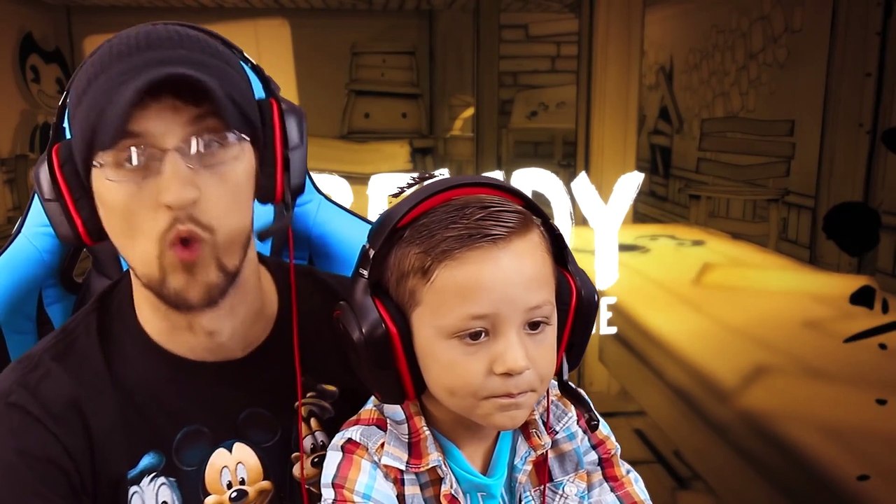 EVIL MICKEY MOUSE!--! BENDY & THE INK MACHINE- Chapter 1 FGTEEV 2 Scary ...