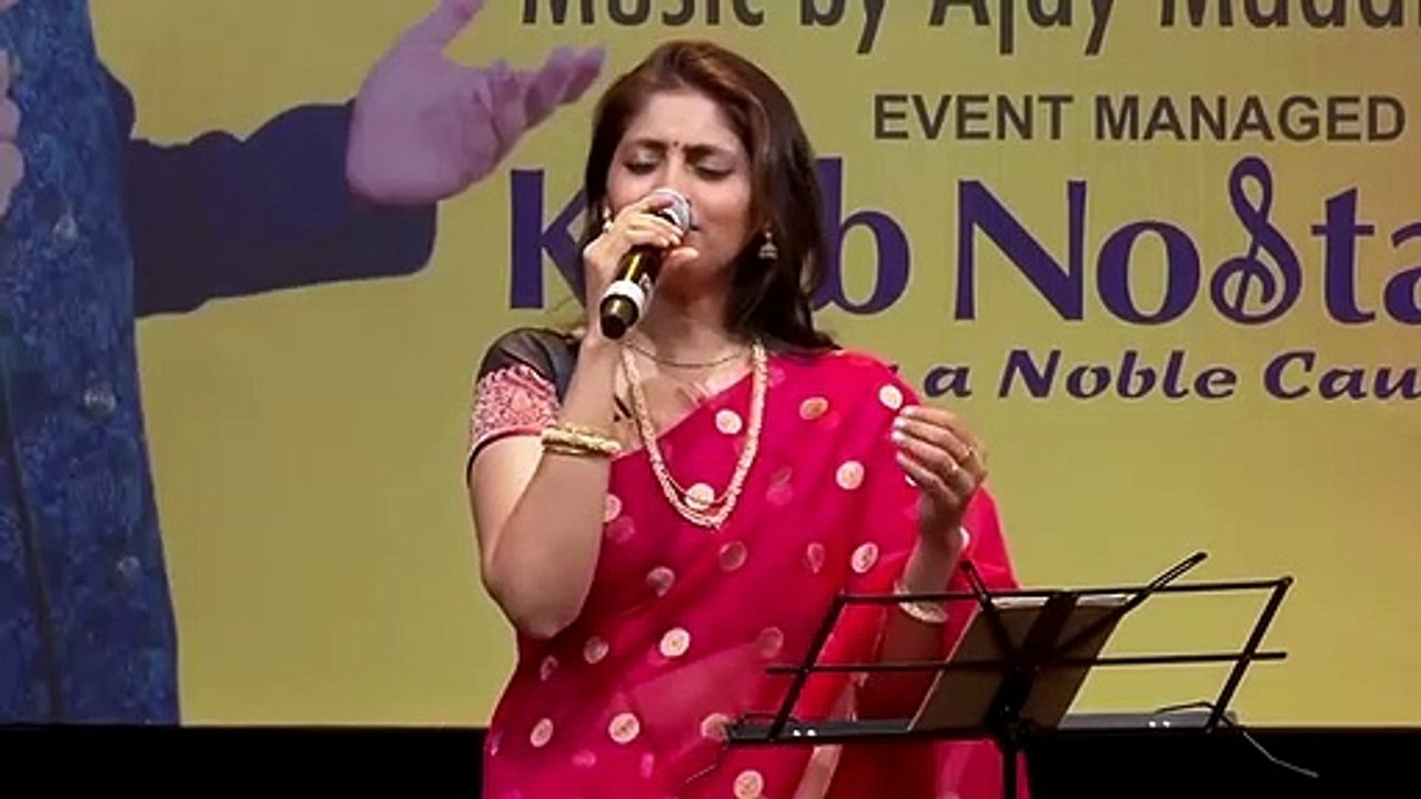 Gar Tum Bhula Na Doge // Sangeeta Melekar Live Cover Performing Song ...