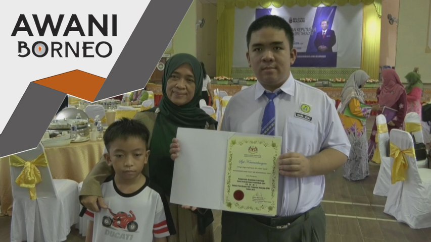 SPM 2022: Calon cemerlang Sabah kongsi rahsia kejayaan | Astro Awani SPM 2022: Calon cemerlang Sabah kongsi rahsia kejayaan | Astro Awani