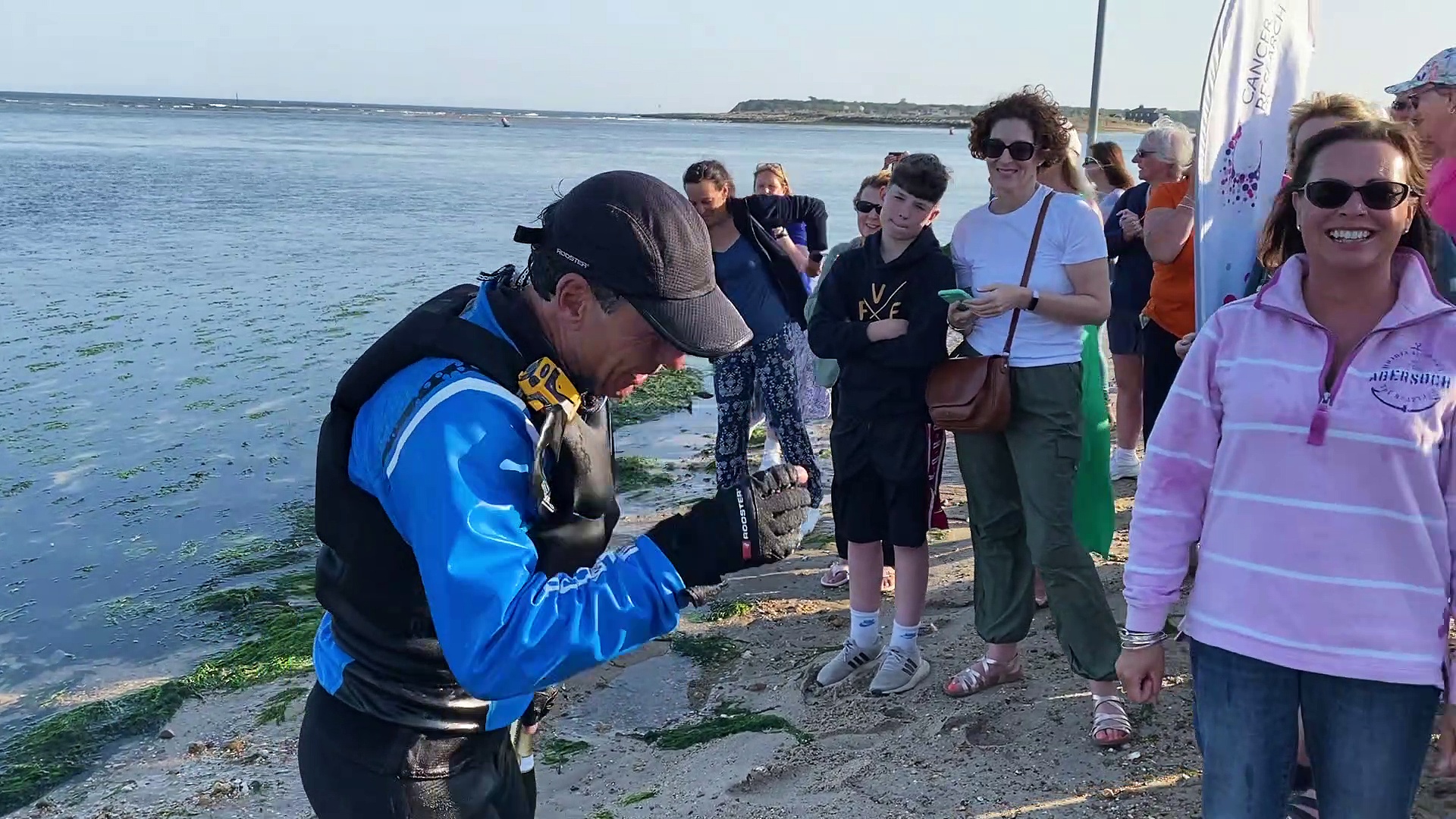 Ken Fowler returns to Mudeford after sailing around around 262 islands ...