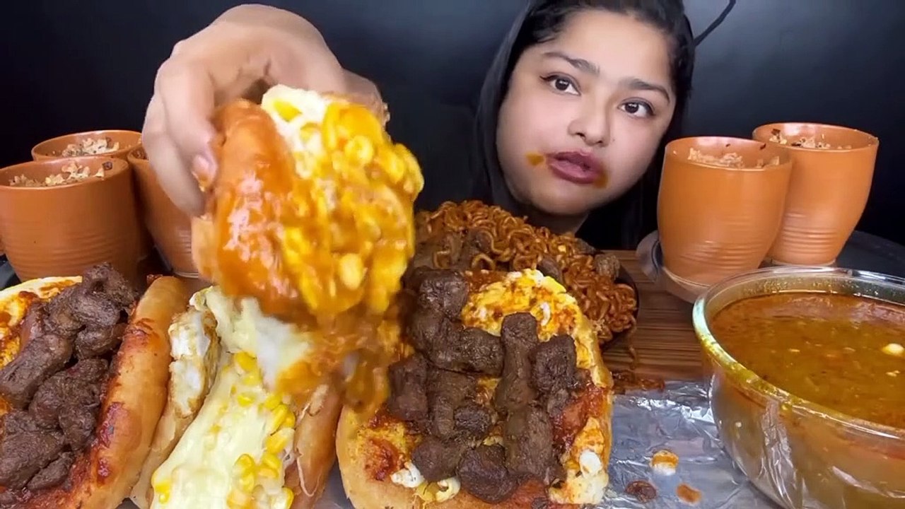 Mukbang Spicy Samyang Noodles with chicken fry, Kulhad Pizza, Naan witg ...