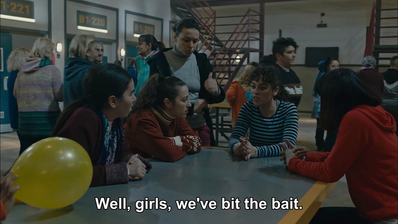 Avlu / The Yard - Episode 28 (English Subtitles) - video Dailymotion