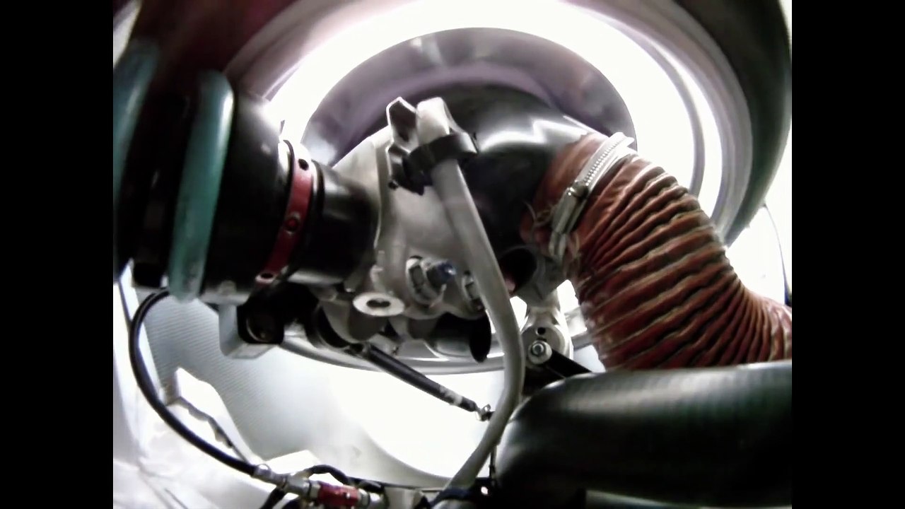 GoPro HD HERO Camera: Porsche Interior Wheel - video Dailymotion