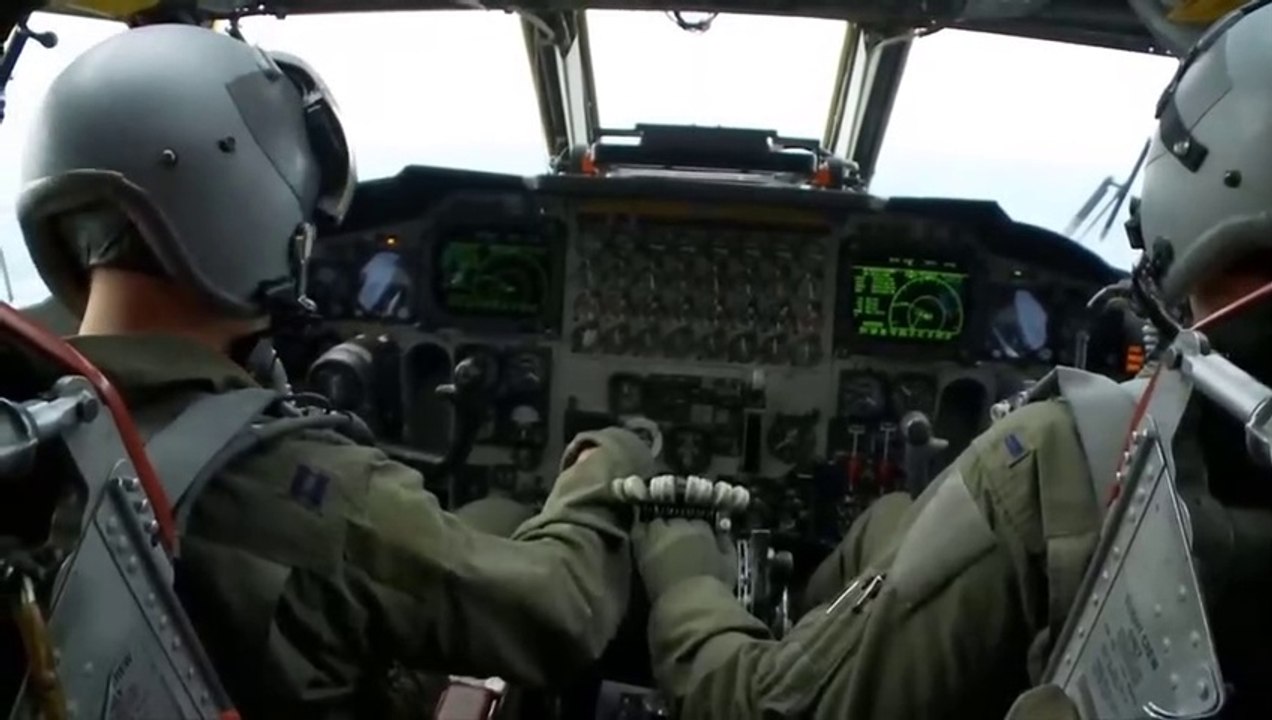 B-52 Cockpit - Takeoff To Landing - video Dailymotion