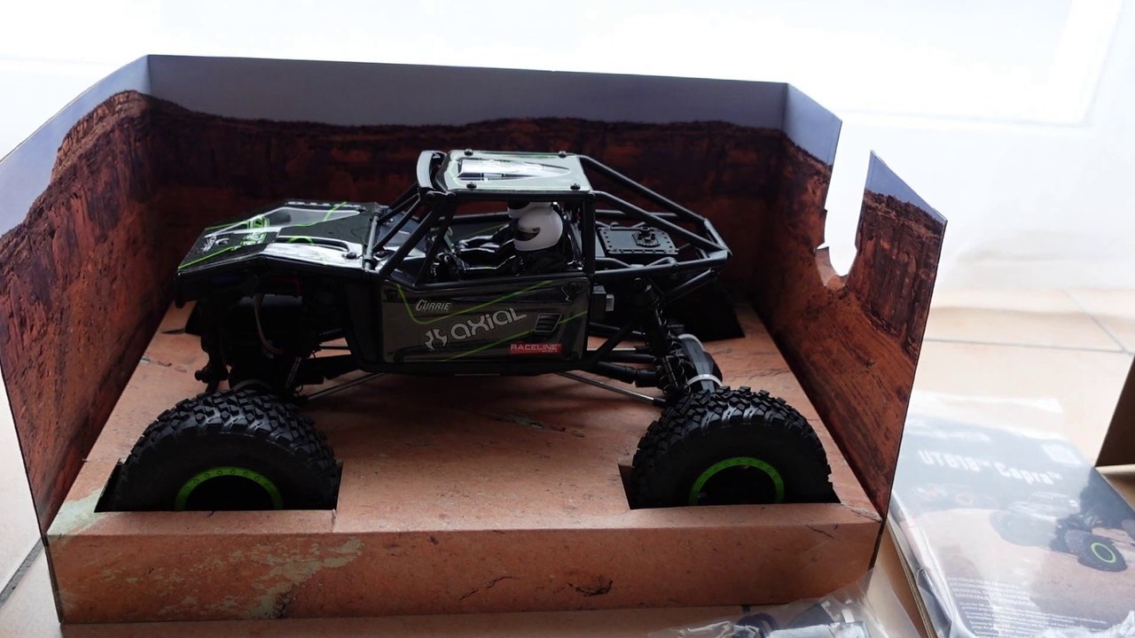 Unboxing AXIAL Capra UTB18 - Vidéo Dailymotion