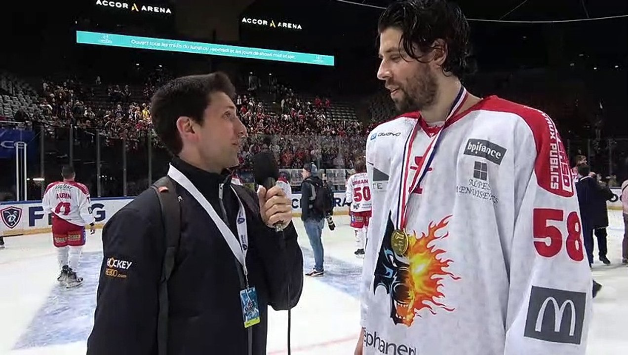 FRA - Hockey sur glace Interview Maxim Lamarche # 58 Attaquant Grenoble ...