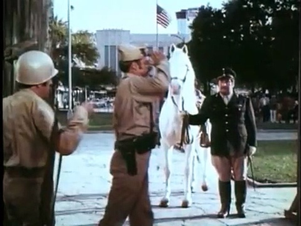 Viva Max! | movie | 1970 | Official Trailer - video Dailymotion