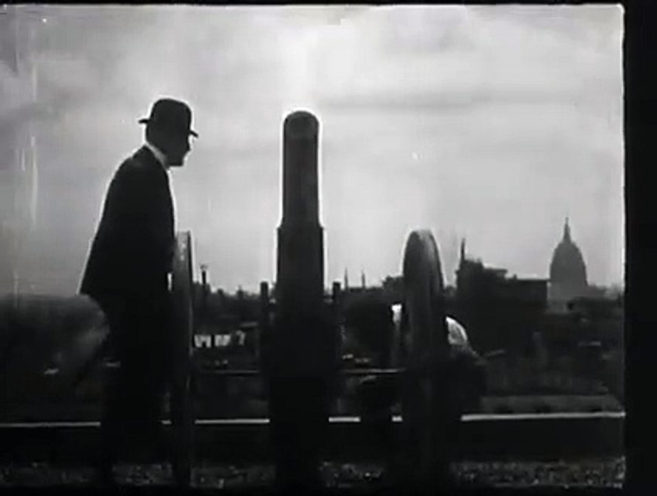 Entr'acte | movie | 1924 | Official Clip - video Dailymotion