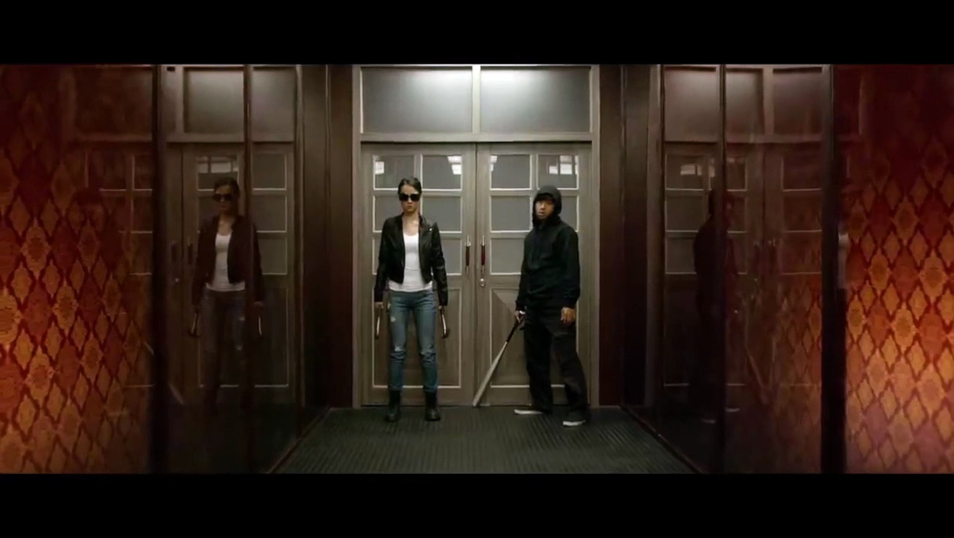 The Raid 2 Hammer Girl