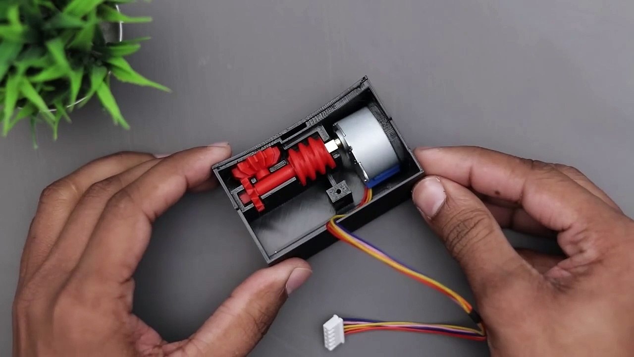 How i Made this Amazing Hollow Clock _ Arduino - video Dailymotion