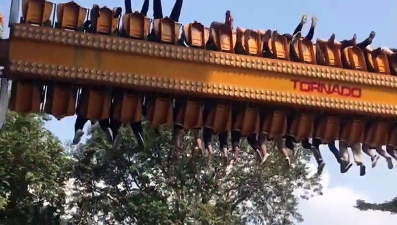 Seconds of the Dufan Ancol Tornado Rides Sudden Stop When Riding ...