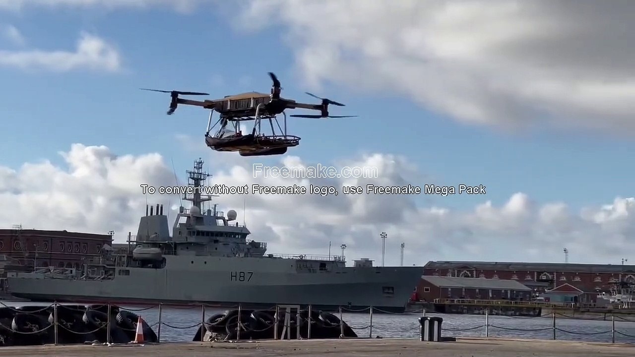 The British are experimenting with the evacuation of the wounded using ...