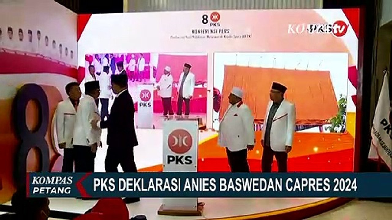 Momen Presiden PKS Pasang Peci ke Anies, Simbol Penetapan Anies Bakal ...