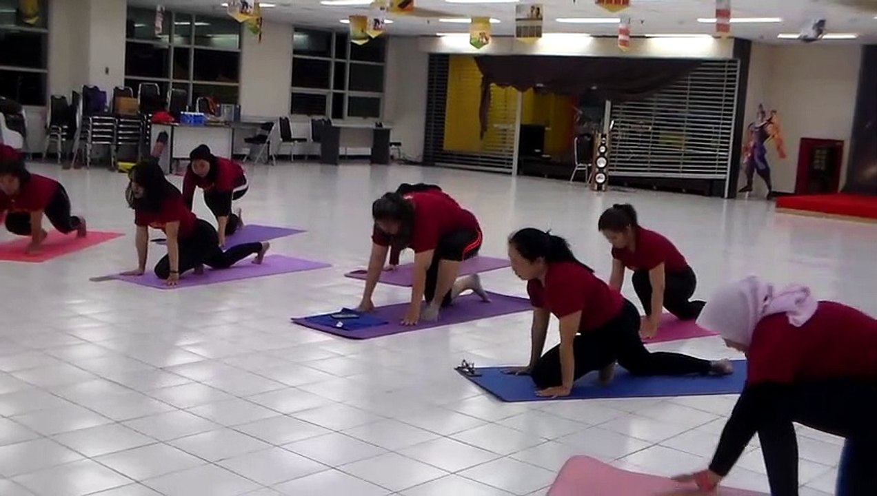 Selaraskan Jiwa dan Raga Dengan Senam Yoga - Video Dailymotion