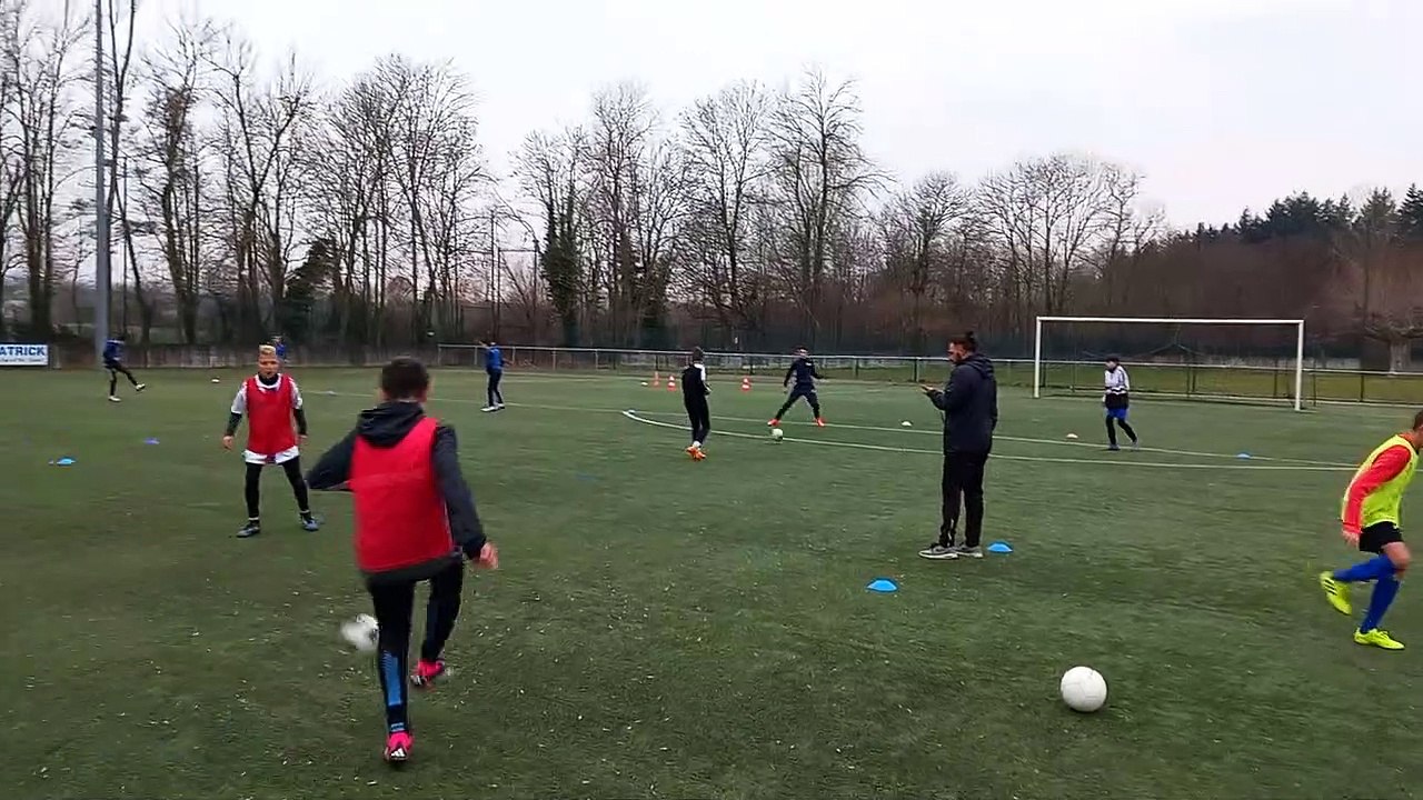 Entraînement U13 - Vidéo Dailymotion