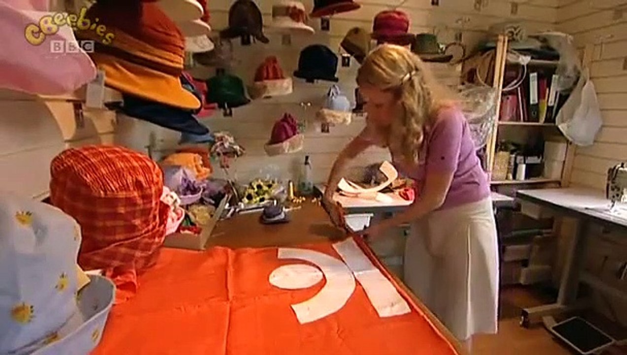 Cbeebies Tikkabilla Shapes, Hats and Cars - video Dailymotion