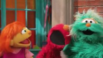 Sesame Street: Halle Berry and Elmo - Nibble - Dailymotion Video