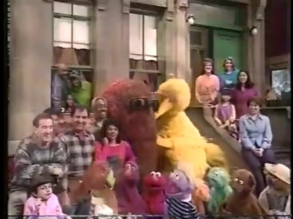 Sesame Street Episode 3656 (Jerome moves to Sesame Street) (1997 ...