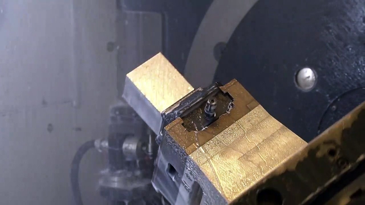 Making a cube in a cube with a CNC mill (Turners Cube) - Video Dailymotion