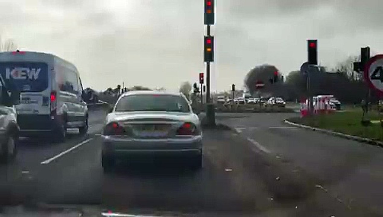 New roundabout A27 Shoreham/Lancing Westbound - video Dailymotion