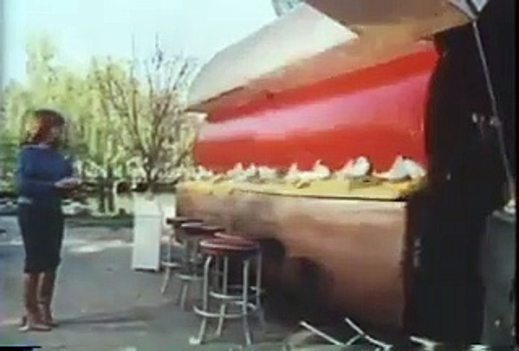 Pandemonium | movie | 1982 | Official Trailer - video Dailymotion