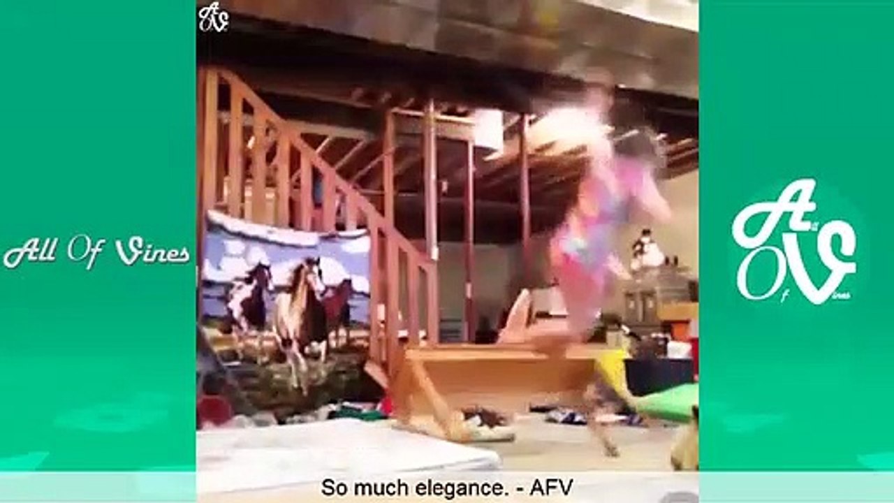 Funny Vines Vine Compilation (Part 4) _ Funniest Vines - Vidéo Dailymotion