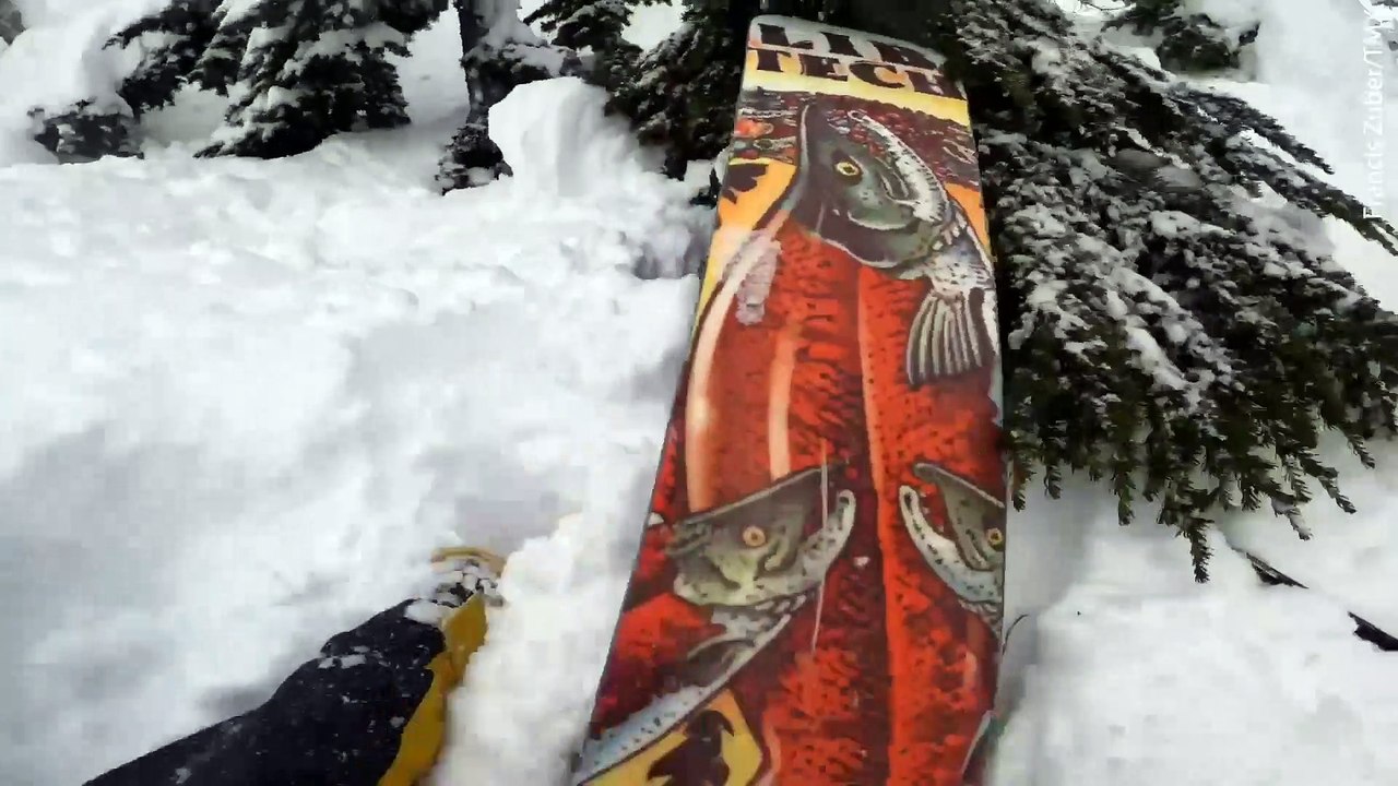 Dramatic moment skier rescued snowboarder who was buried head first in ...