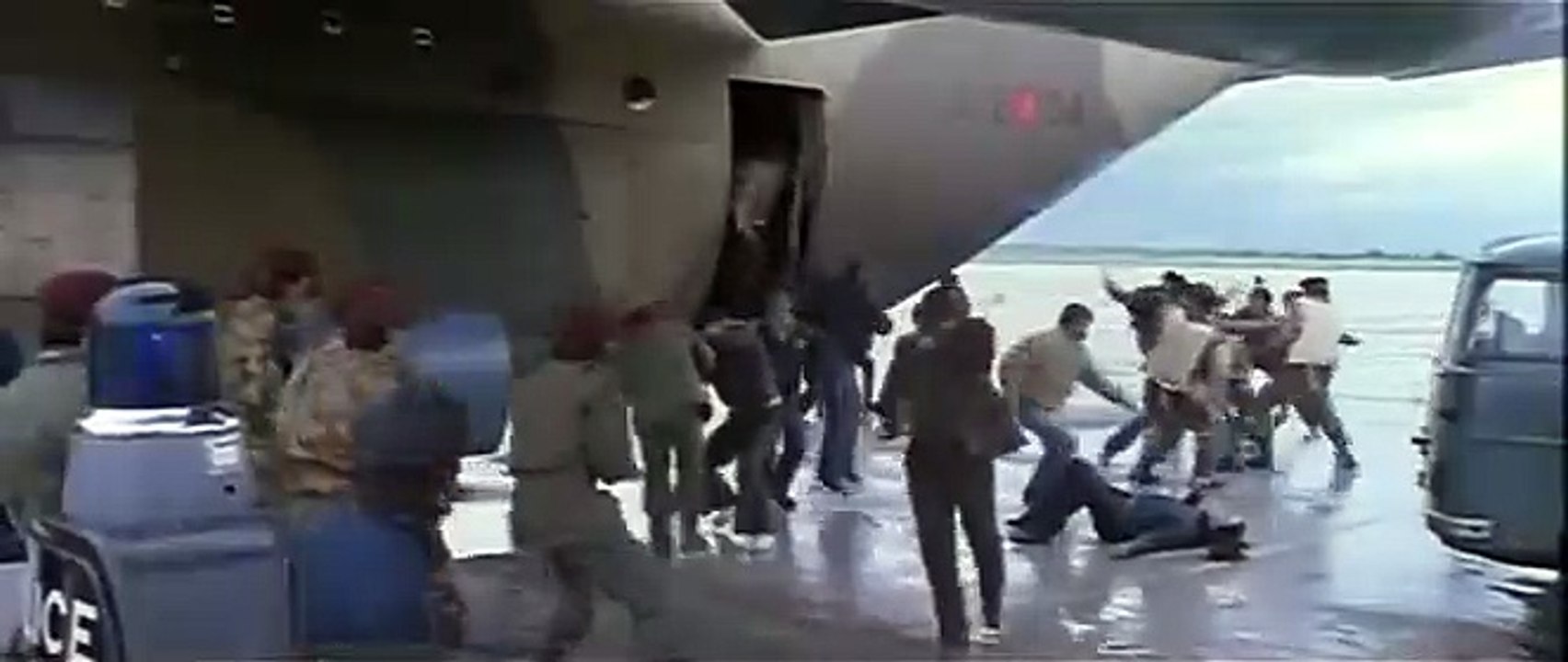 L'Avion de l'apocalypse Bande-annonce (IT) - Vidéo Dailymotion