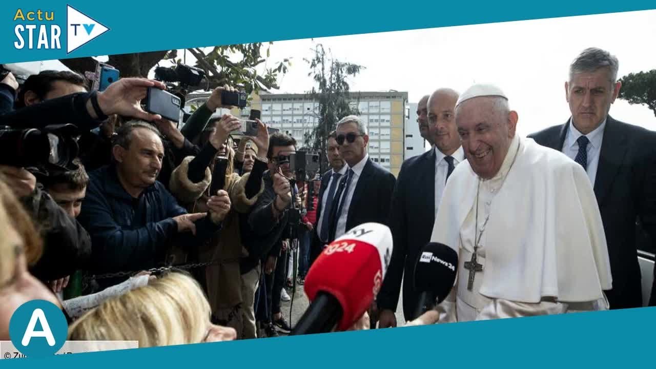 “Je suis encore vivant” : sorti de l’hôpital, le pape François rassure ...