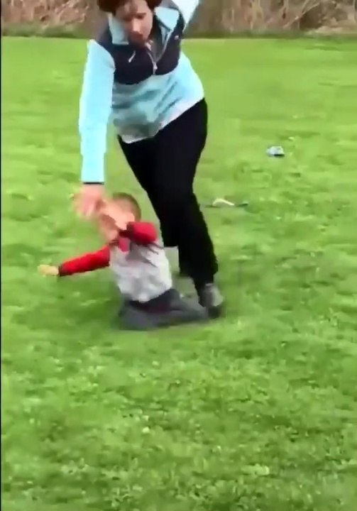 Funny Kids Fails Compilation - video Dailymotion