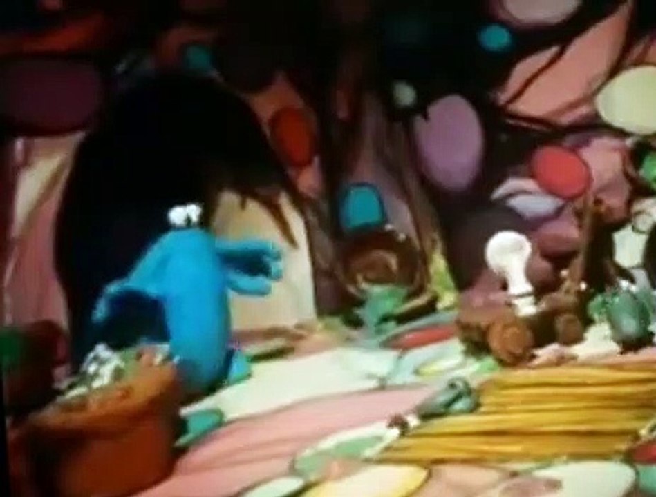 The Trap Door The Trap Door E019 – Strange Goings On - video Dailymotion