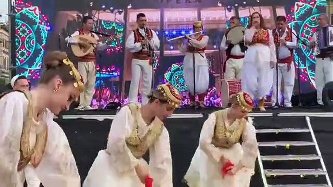 Albanian traditional dance 2019 - Dailymotion Video
