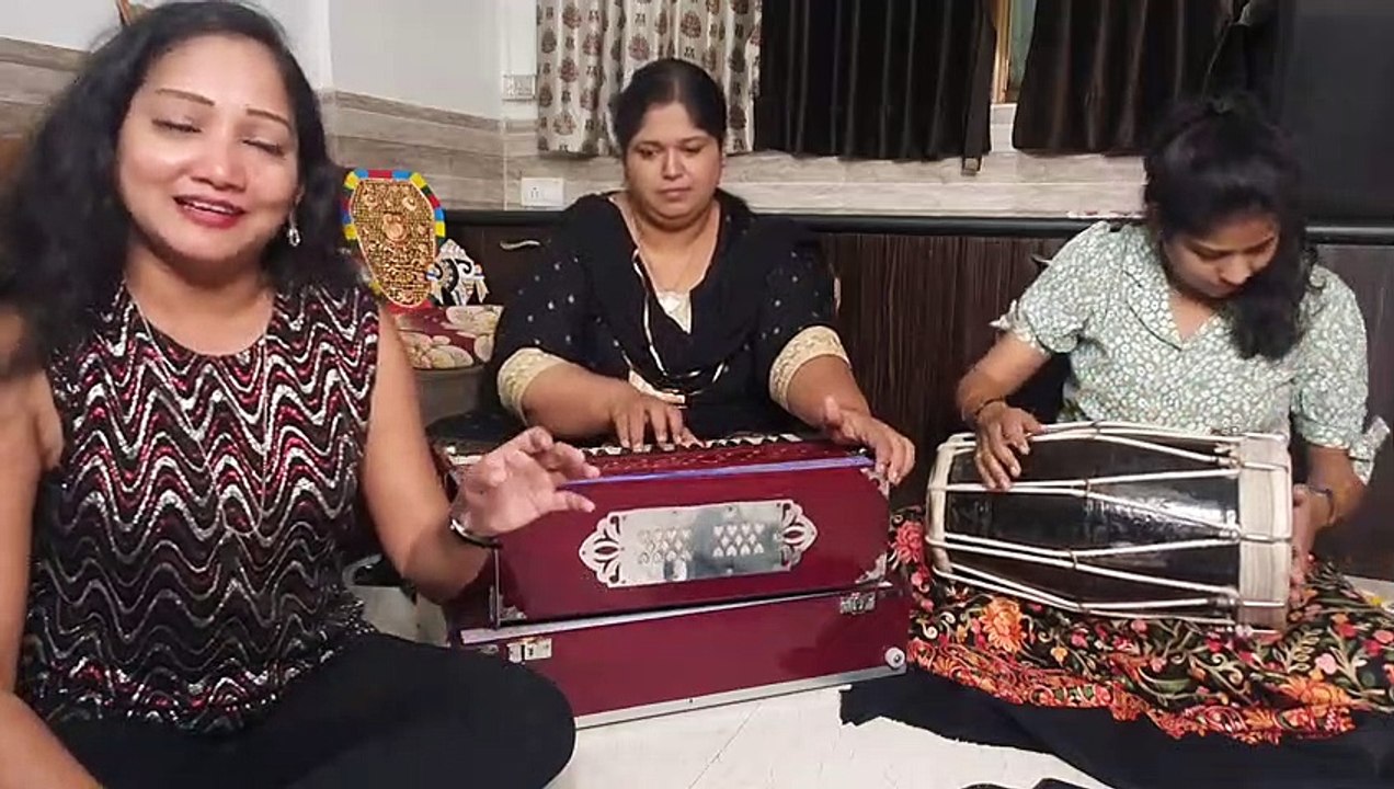 Nigahen Milane Ko Jee Chahta Hai | Moods Of Asha Bhosle | Rupali ...