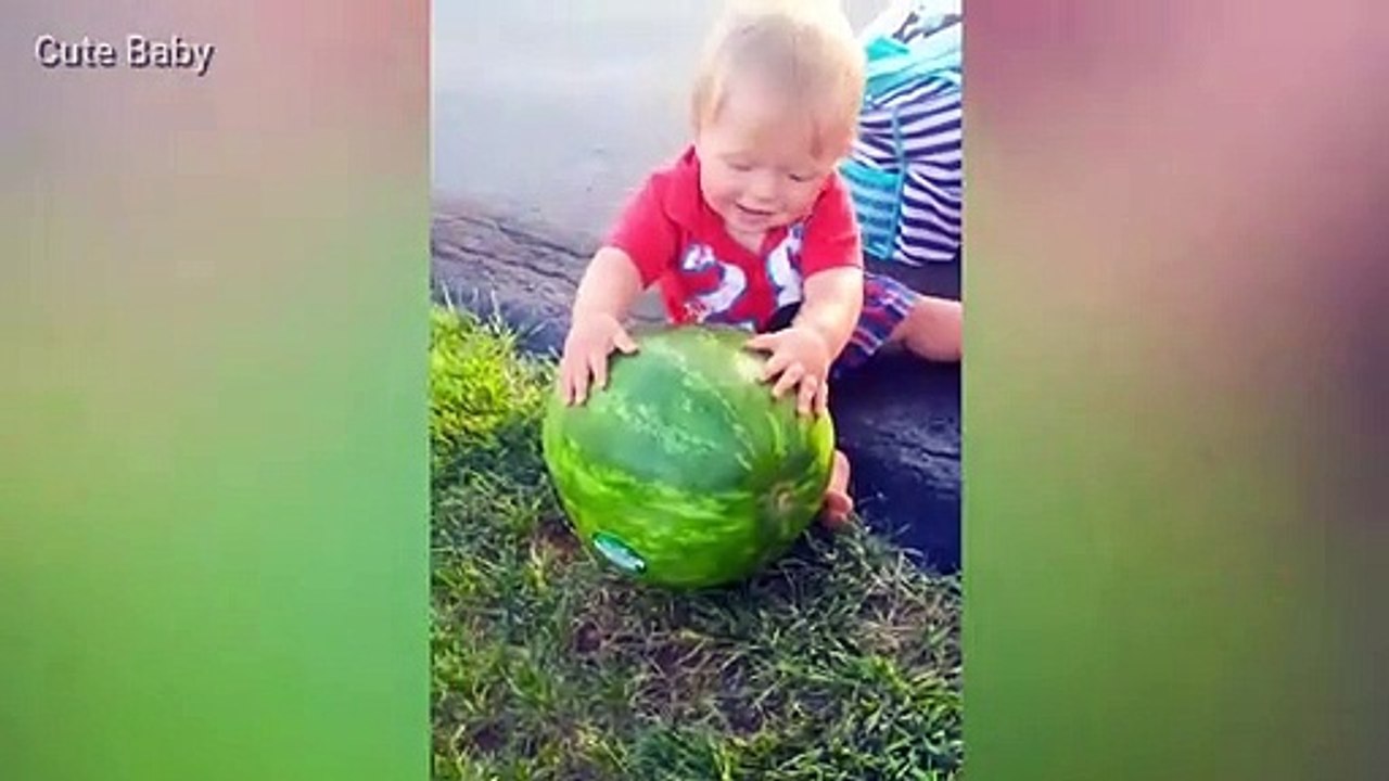 Cute Baby Inside a Watermelon - Funny video Awesome - Vidéo Dailymotion