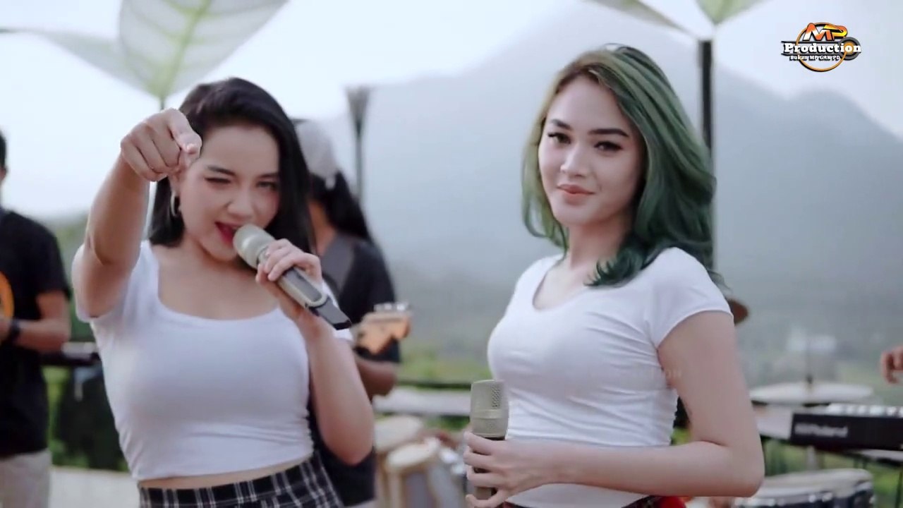 JANG GANGGU - DUO MLETRE Arlida Putri X Lala Widi -- GANK KUMPO - Video Dailymotion