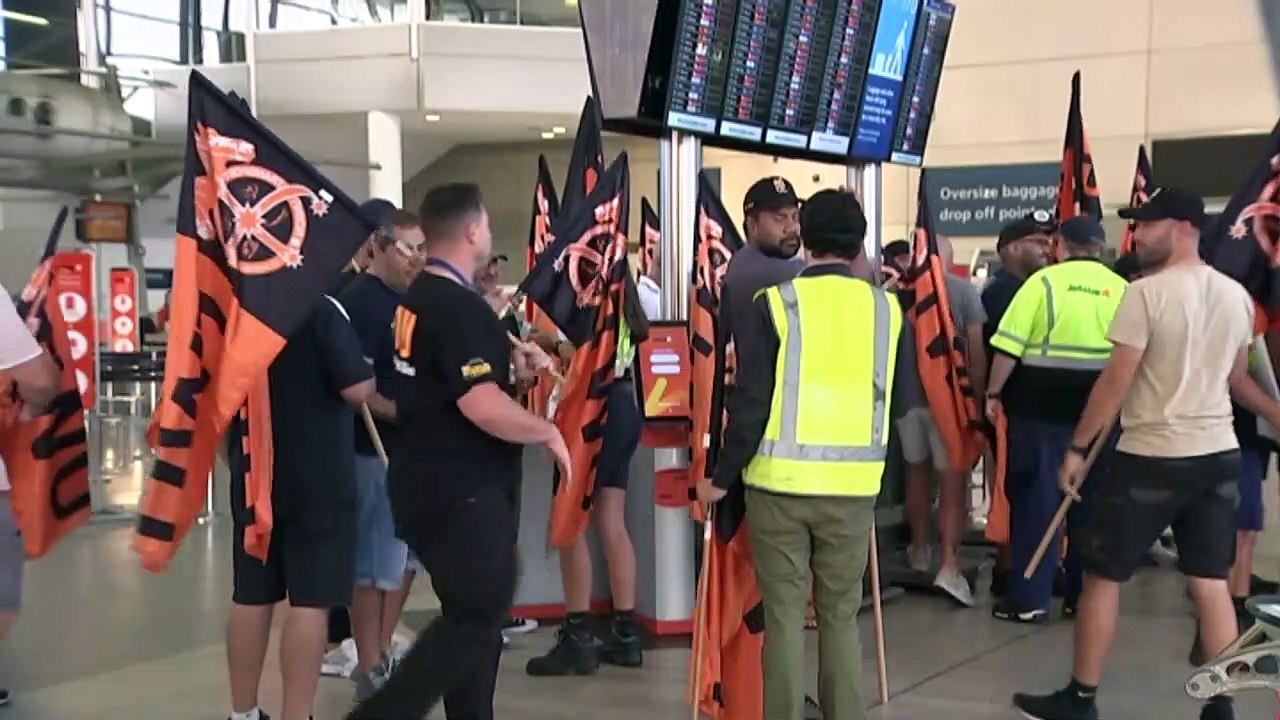 Qantas attempts to get outsource ruling overturned - video Dailymotion