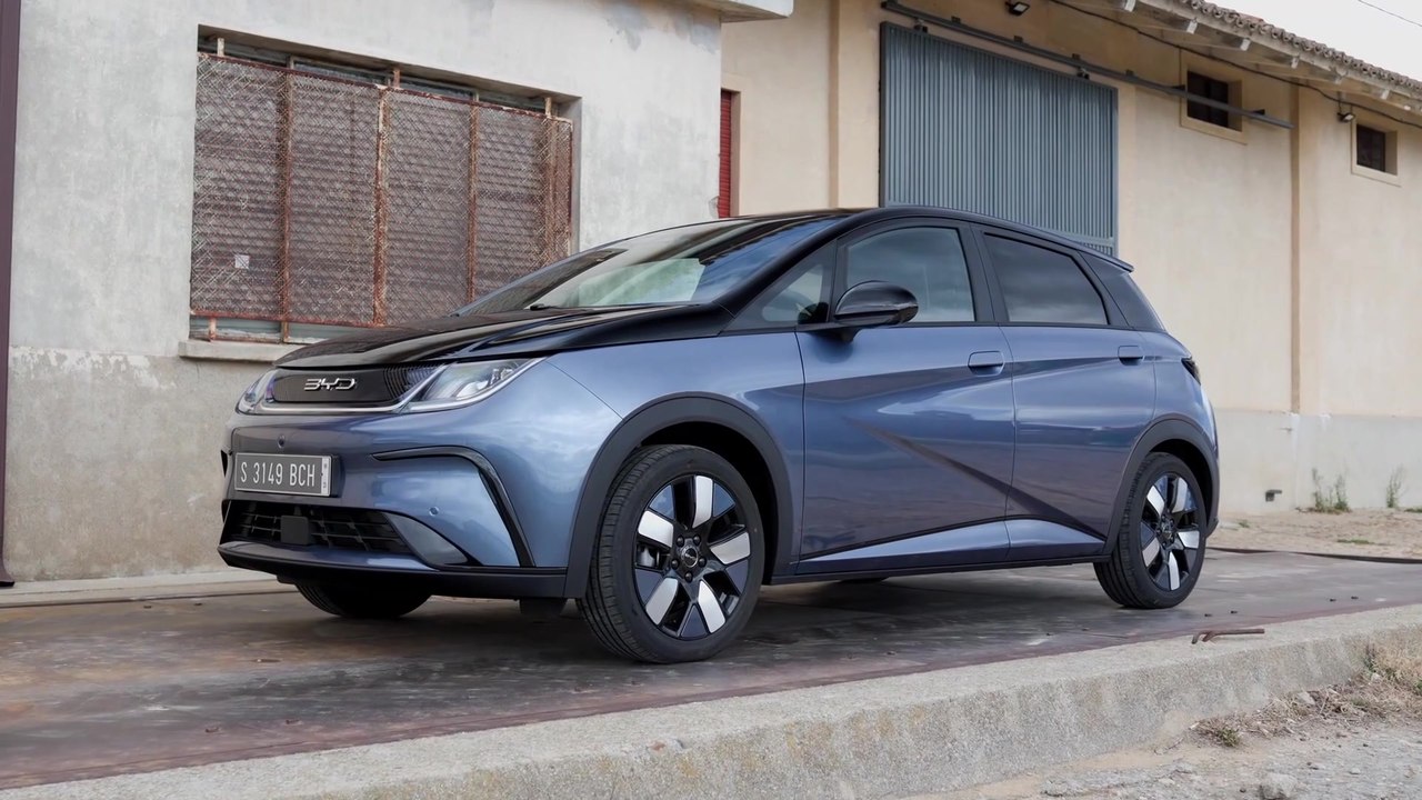 BYD Dolphin Design Preview in Atlantis Grey - video Dailymotion