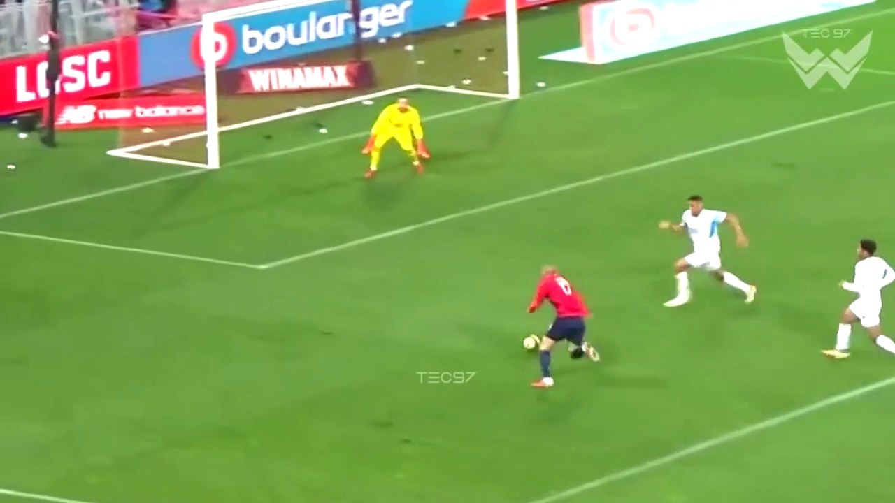 Stupid Dives In Football ‍♂️⚽️: Epic Fails and Ridiculous Flops ...