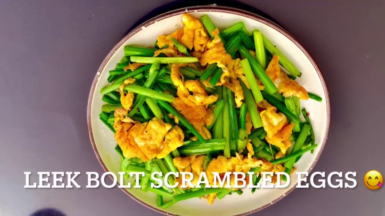 I made scrambled eggs with leek moss Friends who like it can try this ...