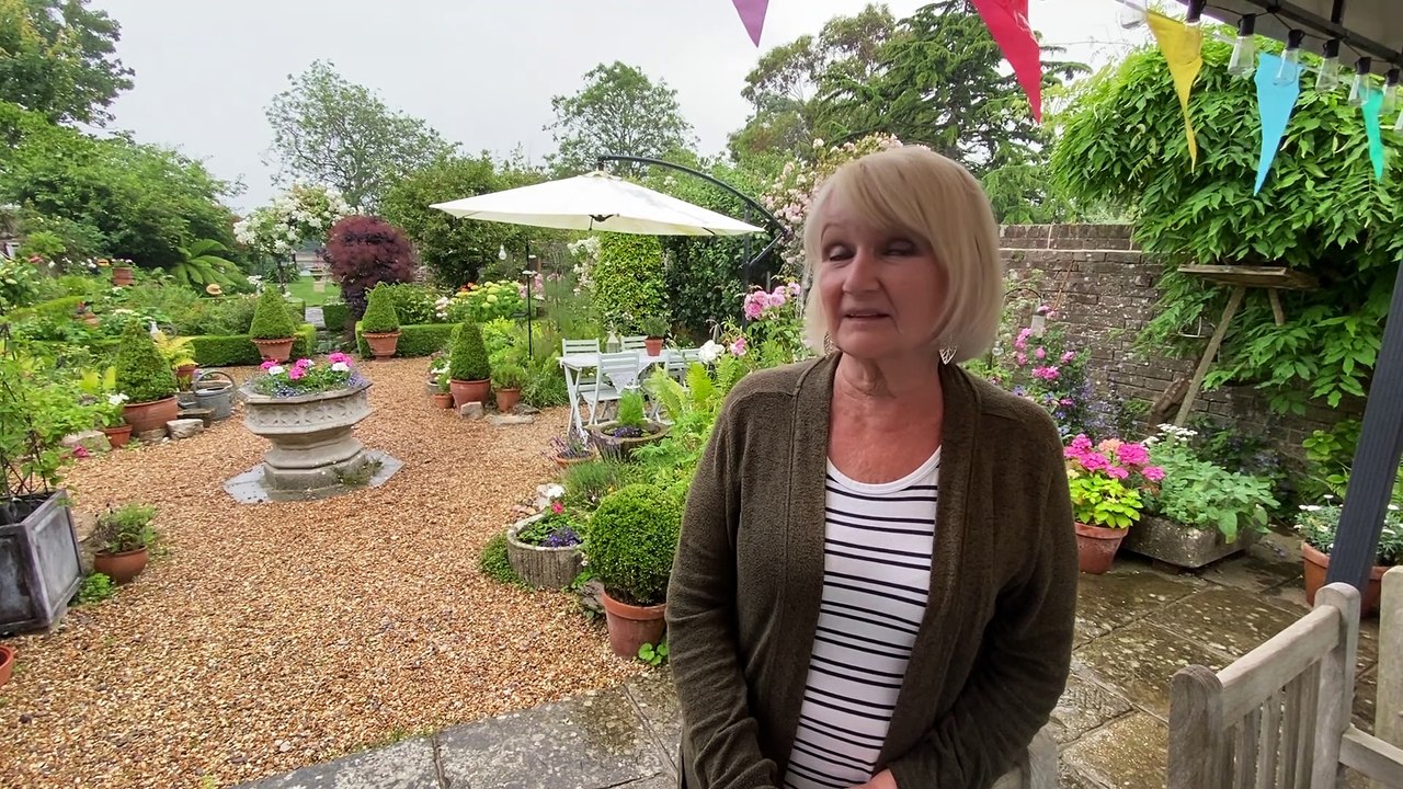 Alverstoke garden walkabout 2023 - video Dailymotion