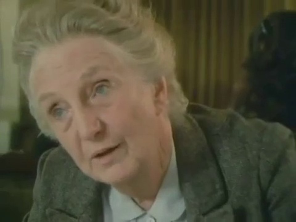 Miss Marple. - 'A Murder Is Announced' 1/3 Joan Hickson - video Dailymotion