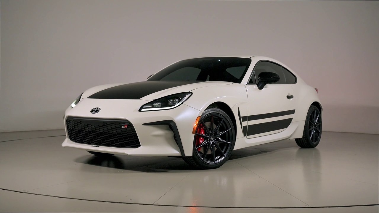 A Clear and Direct Fallback to AE86, 228Hp, New Toyota GR86 TRUENO Special Edition 2024 ...