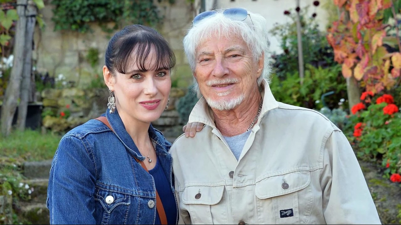 Hugues Aufray bientôt marié à 93 ans qui est Muriel, sa jeune compagne ...