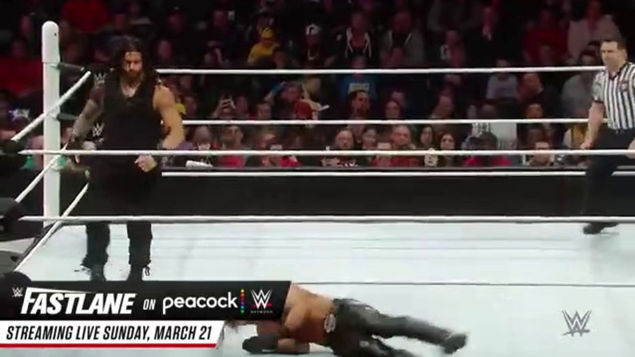 FULL_MATCH_-_Roman_Reigns_vs._Seth_Rollins__Raw%2C_March_2%2C_2015(360p ...