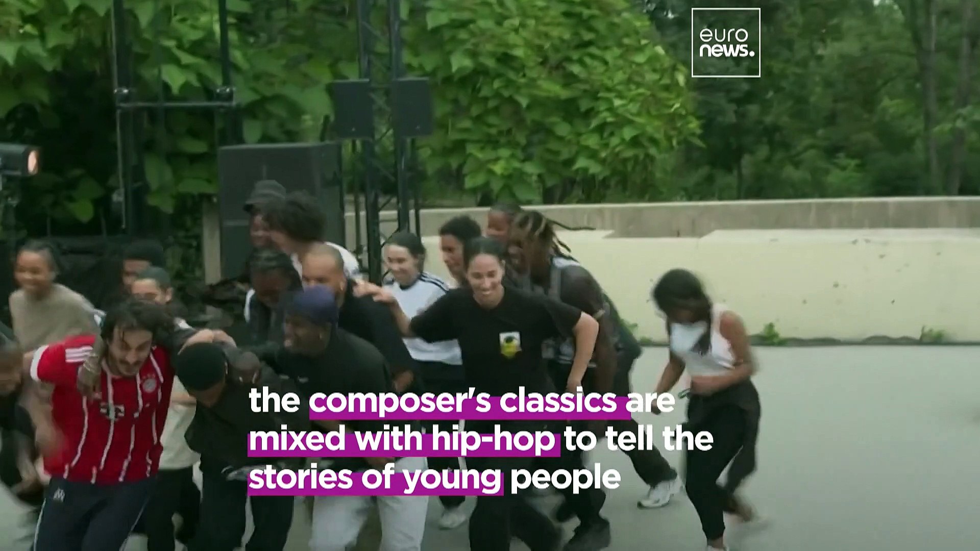 Bach and Hip-hop dancers counter stereotypes in French performance art