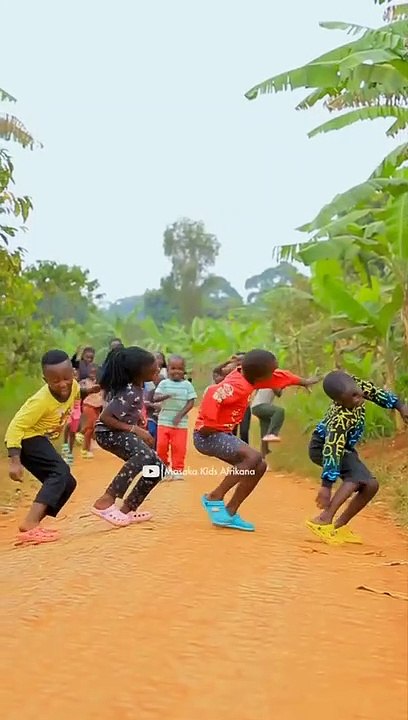 African Kids Dance - video Dailymotion