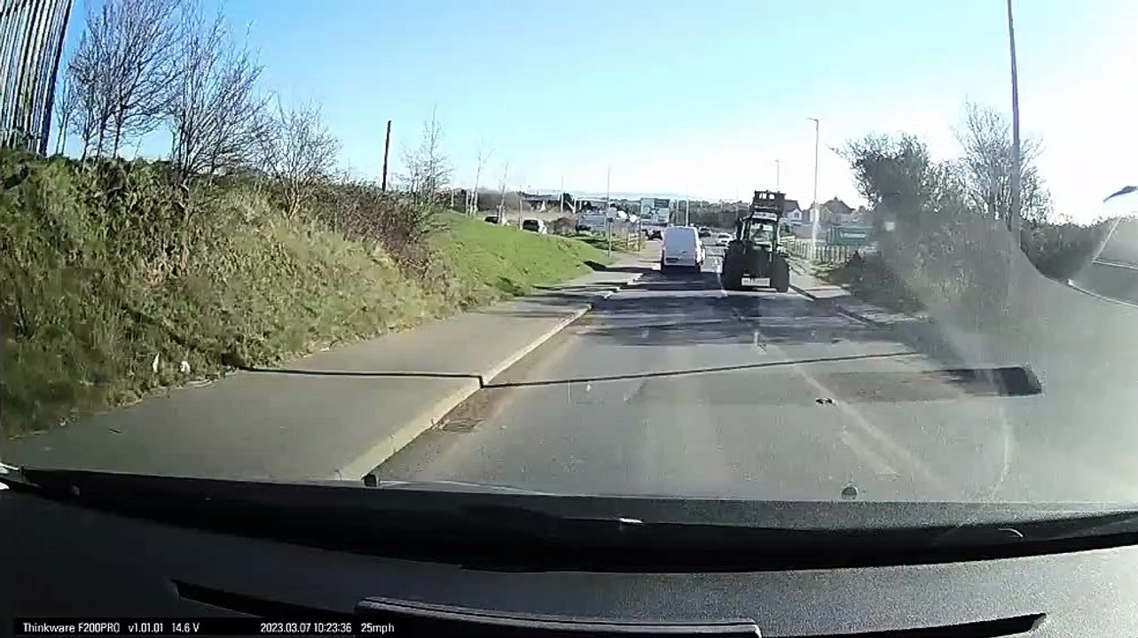 Driver goes wrong way round notorious Norcross roundabout in Thornton ...